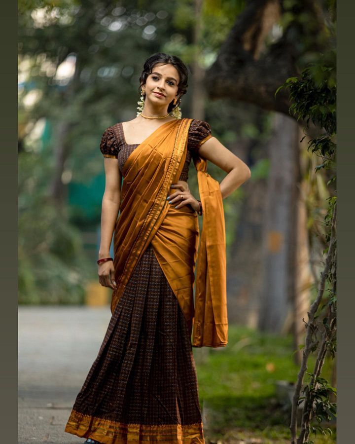 PHOTOS : பாக்கியலட்சுமி சீரியல் ஜெனியா இது? மாடர்ன் உடையில் சும்மா ...