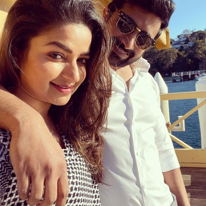 photos : நந்தினி சீரியல் நடிகையின் கணவரை பார்த்துள்ளீர்களா?.. அசத்தலான க்ளிக்ஸ் இதோ! | Serial ...