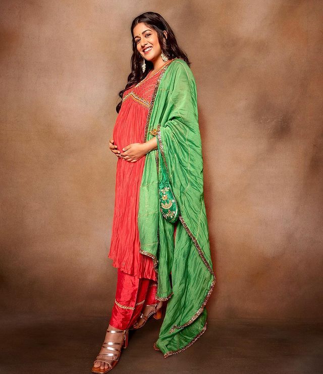 Pics: प्रेग्नेंसी पीरियड एन्जॉय कर रहीं हैं अजय देवगन की 'ऑनस्क्रीन ...