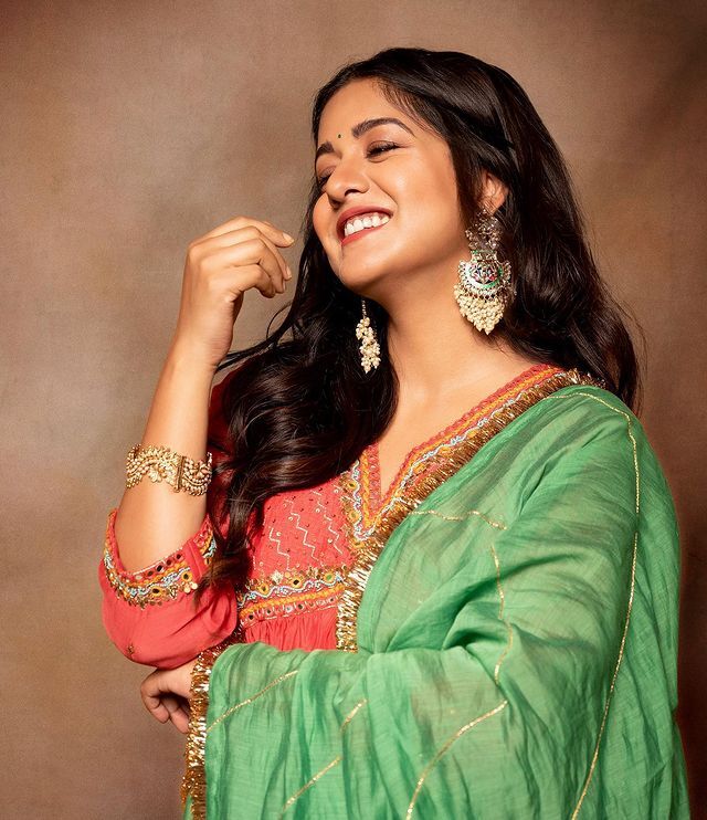 Pics: प्रेग्नेंसी पीरियड एन्जॉय कर रहीं हैं अजय देवगन की 'ऑनस्क्रीन ...