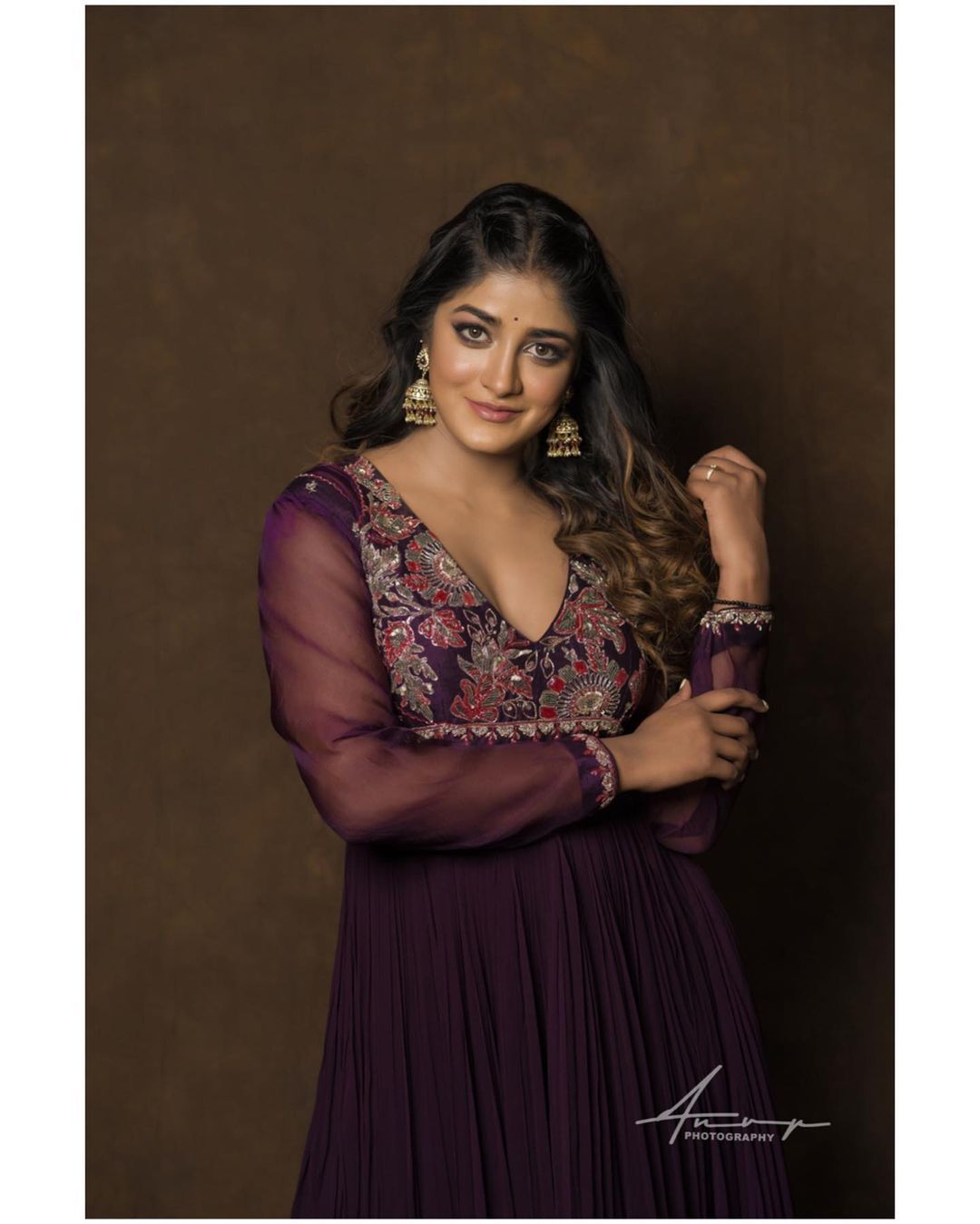డింపుల్ హయతి వలపుల బాణాలు.. అందాలతో పిచ్చెక్కిస్తున్న బ్యూటీ. | Actress ...