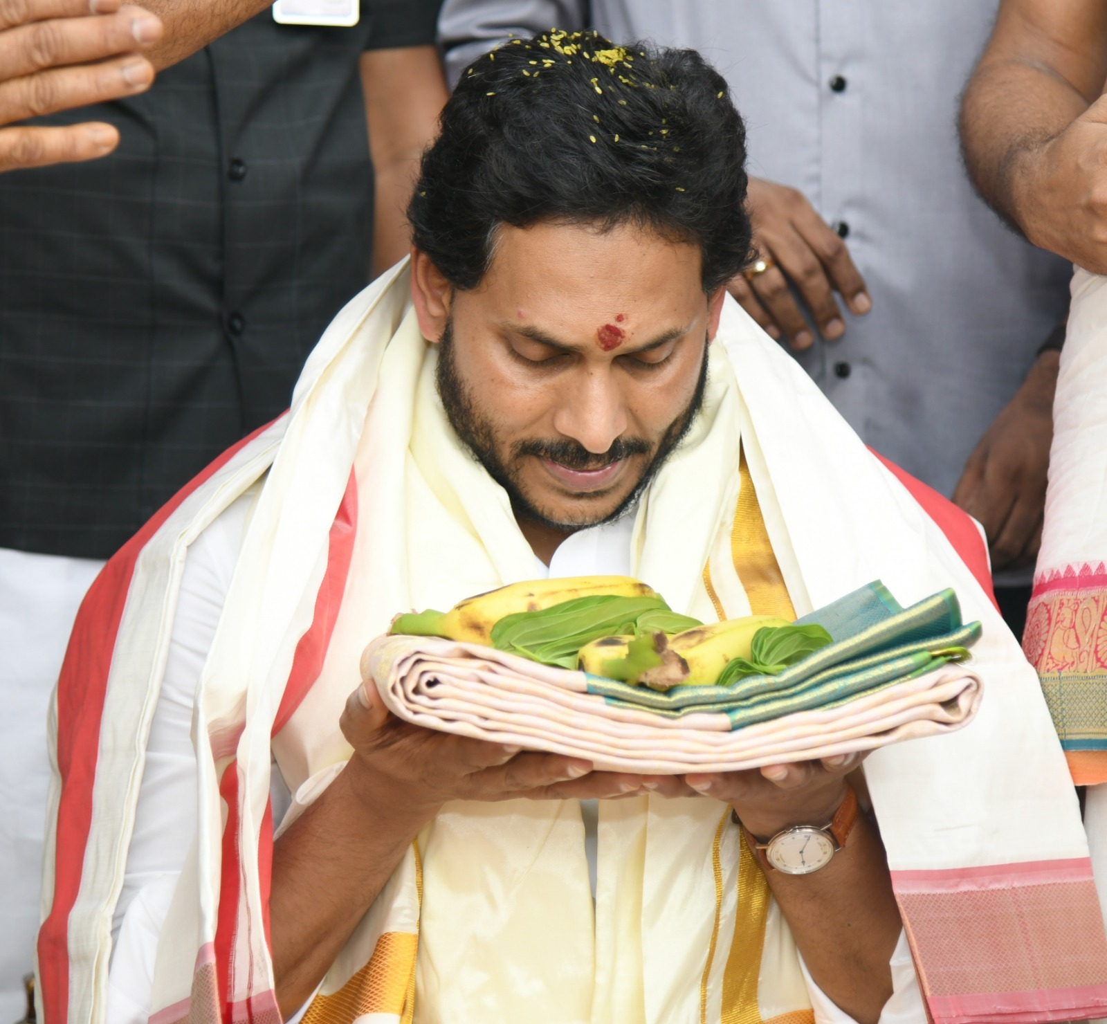 రాజశ్యామల, సుదర్శన సహిత శ్రీ లక్ష్మీ మహా యజ్ఞంలో పాల్గొన్న సీఎం జగన్ | CM Jagan Participate Raja ...