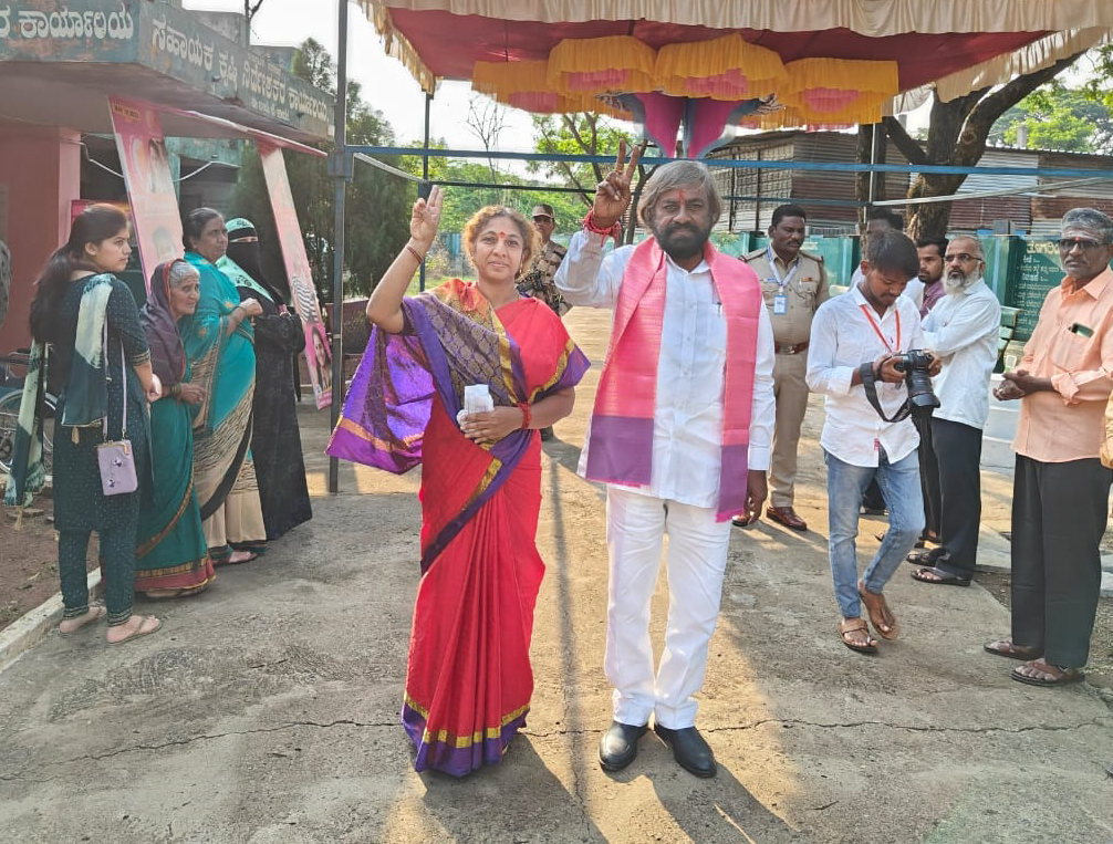 ನಾವು ಹಿರಿಯರು ನಮ್ಮನ್ನು ನೋಡಿ ಕಲಿಯಿರಿ ಎಂದ ಸುಧಾ ಮೂರ್ತಿ | Karnataka Assembly ...