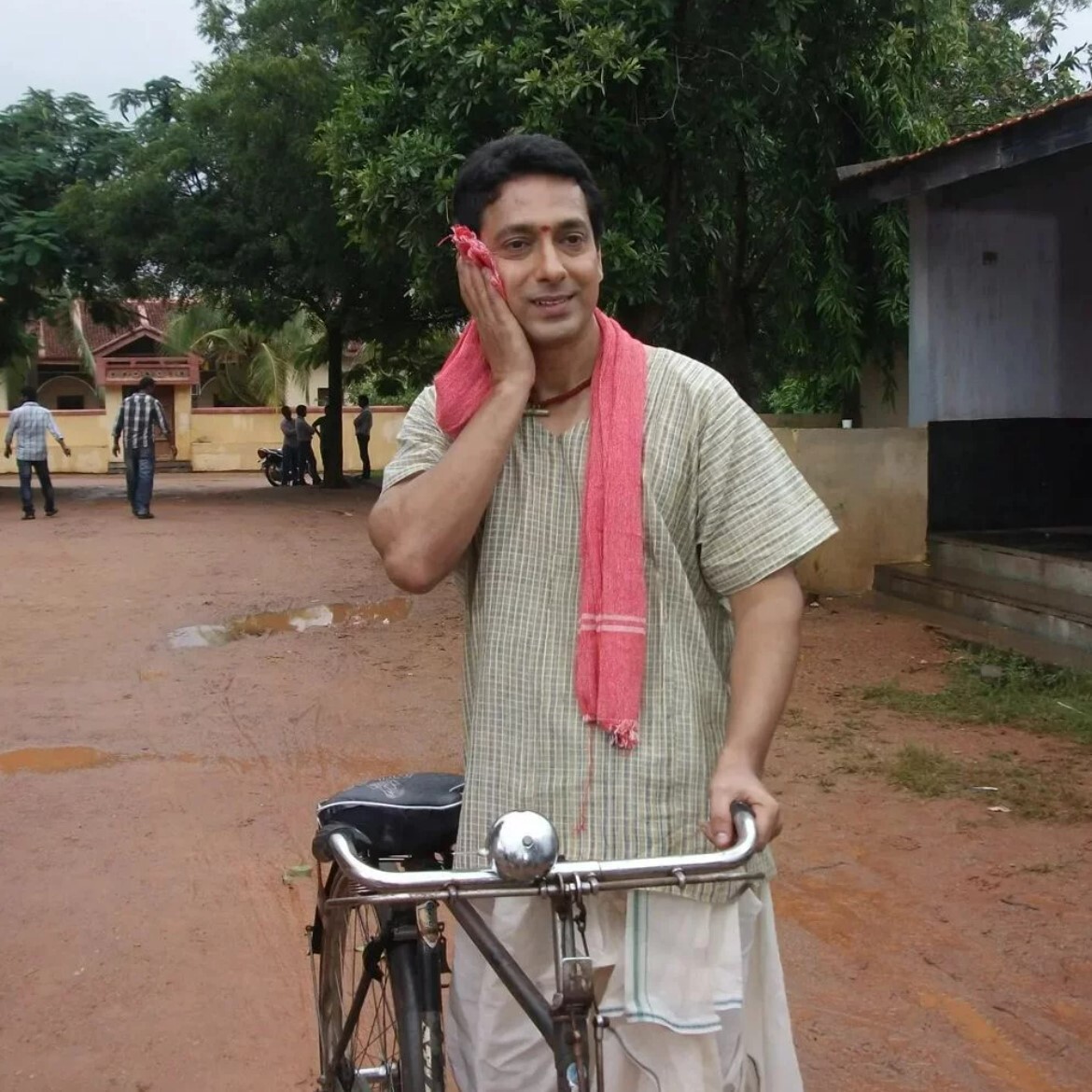 PHOTOS : பாக்கியலட்சுமி கோபியா இது? பலரும் பார்த்திடாத சதீஷின் ...