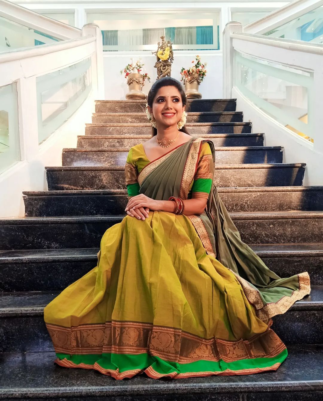 photos : 'வானத்தை போல' சீரியல் நடிகையா இவங்க?.. இணையத்தை கலக்கும் ...