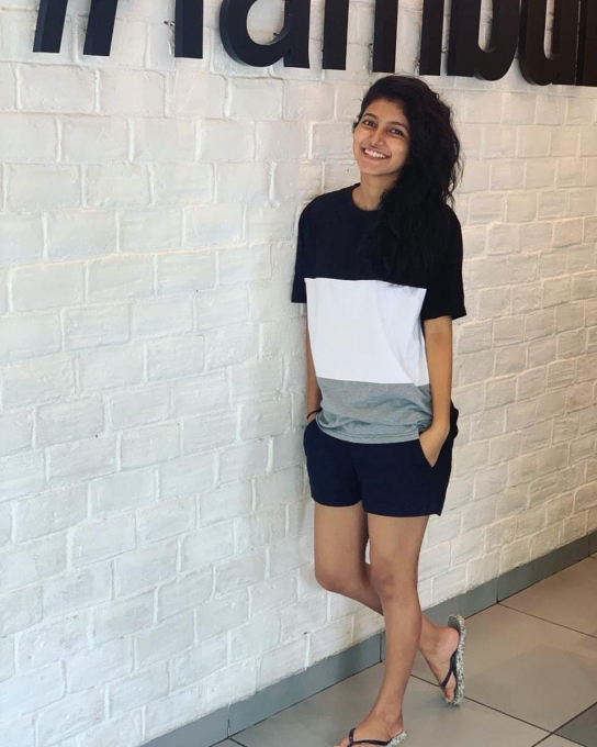 photos : நாங்கல்லாம் அப்பவே அப்படி.. முதல் நீ முடிவும் நீ பட நடிகைக்கு ...