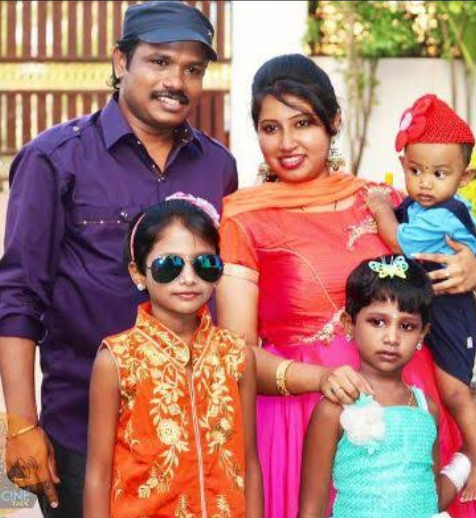 PHOTOS : ஸ்டாண்ட் அப் காமெடியின் சாம்பியன்.. மதுரை முத்துவின் மனைவி ...