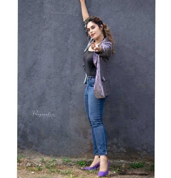 PHOTOS : குடும்பத்துடன் ஆஸ்திரேலியாவில் ஜாலி பண்ணும் ஸ்ருத்திகா ...