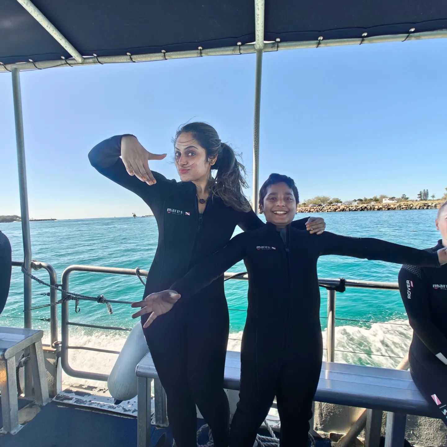 PHOTOS : குடும்பத்துடன் ஆஸ்திரேலியாவில் ஜாலி பண்ணும் ஸ்ருத்திகா ...