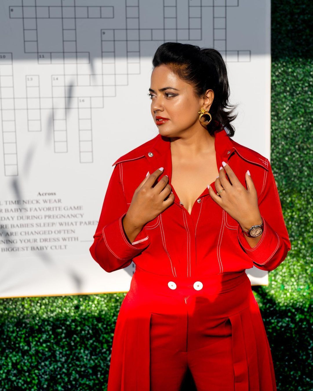 photos : தேனிலவு கொண்டாடிய இடத்திற்கு பல வருடங்கள் கழித்து சென்ற நடிகை ...