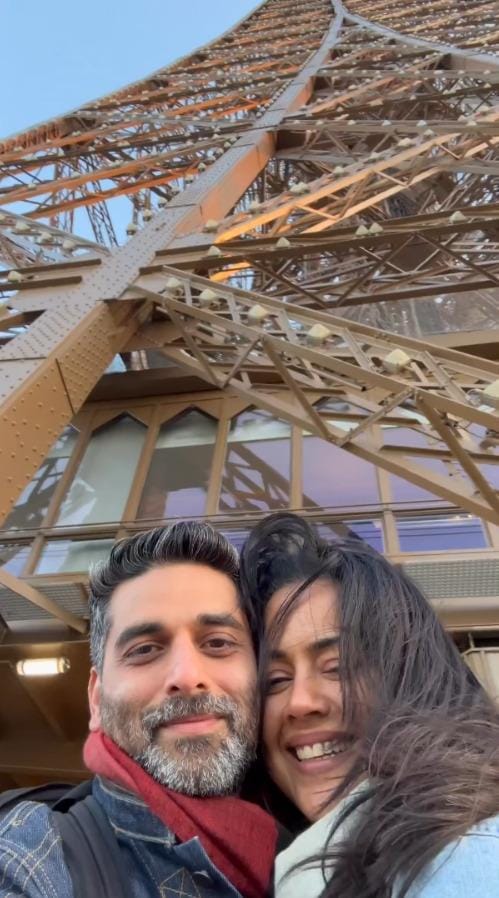 photos : தேனிலவு கொண்டாடிய இடத்திற்கு பல வருடங்கள் கழித்து சென்ற நடிகை ...