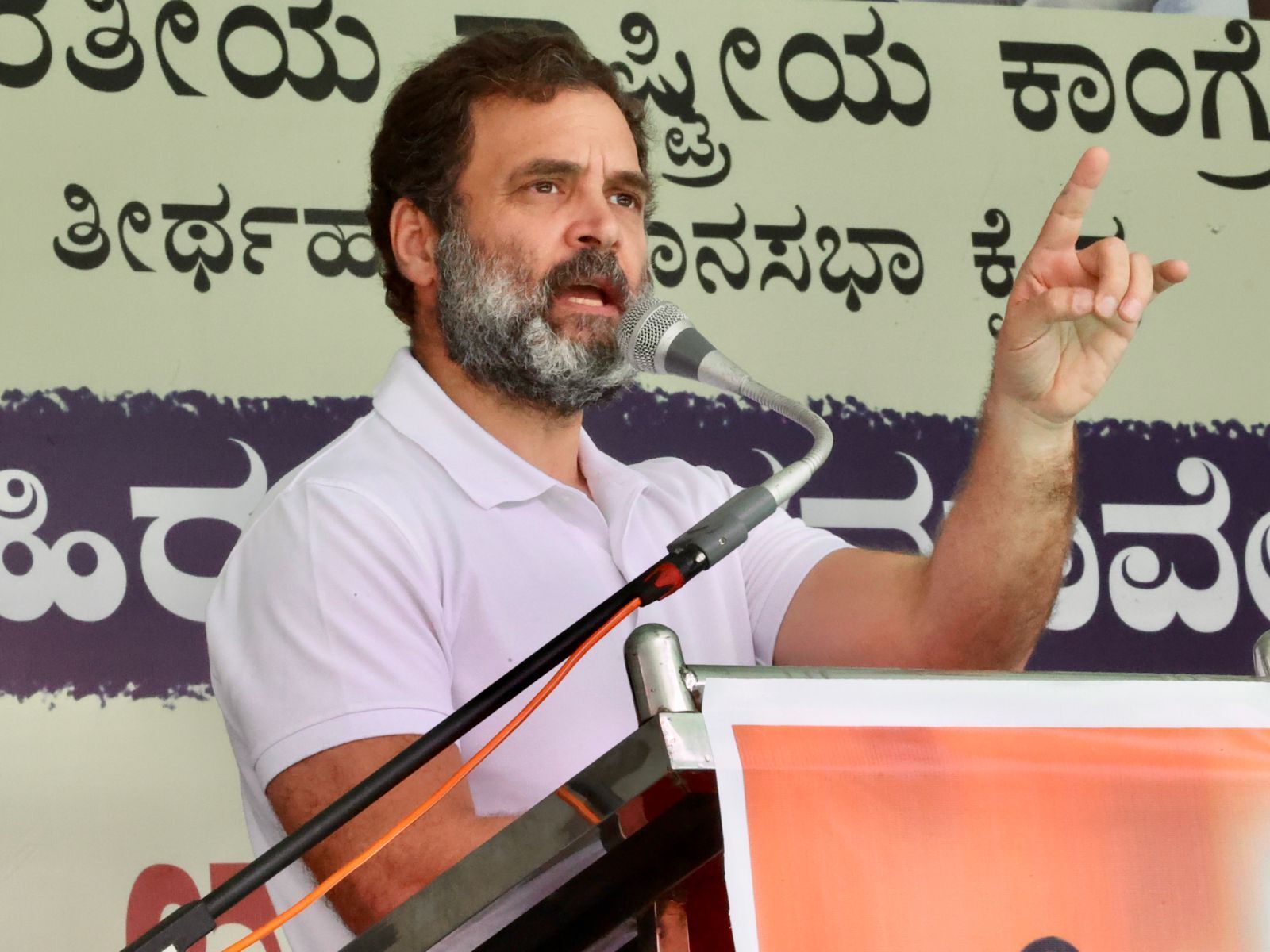 ಶಿವರಾಜ್‌ ಕುಮಾರ್‌ ತಬ್ಬಿಕೊಂಡು ಆತ್ಮೀಯತೆ ಮೆರೆದ ರಾಹುಲ್‌ ಗಾಂಧಿ | Rahul Gandhi ...