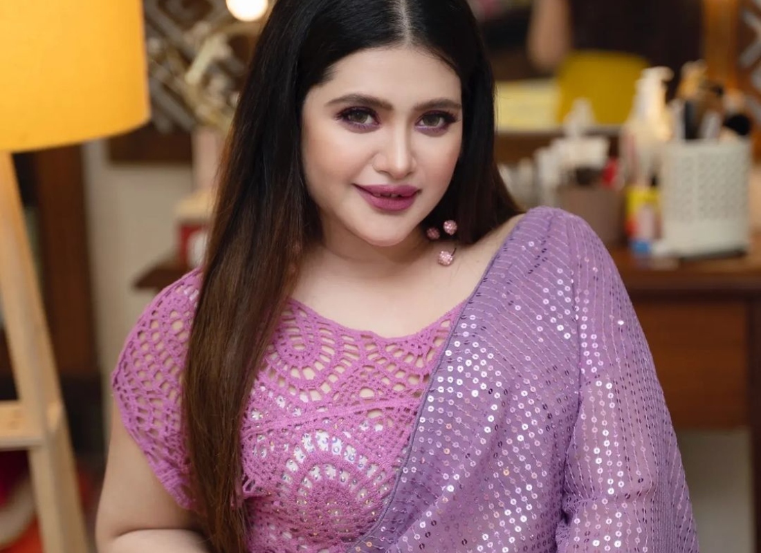 গোলাপি টপে অপরূপা এনা, মোহময়ী লুকে মজেছেন নেটপাড়া | Latest Photoshoot ...