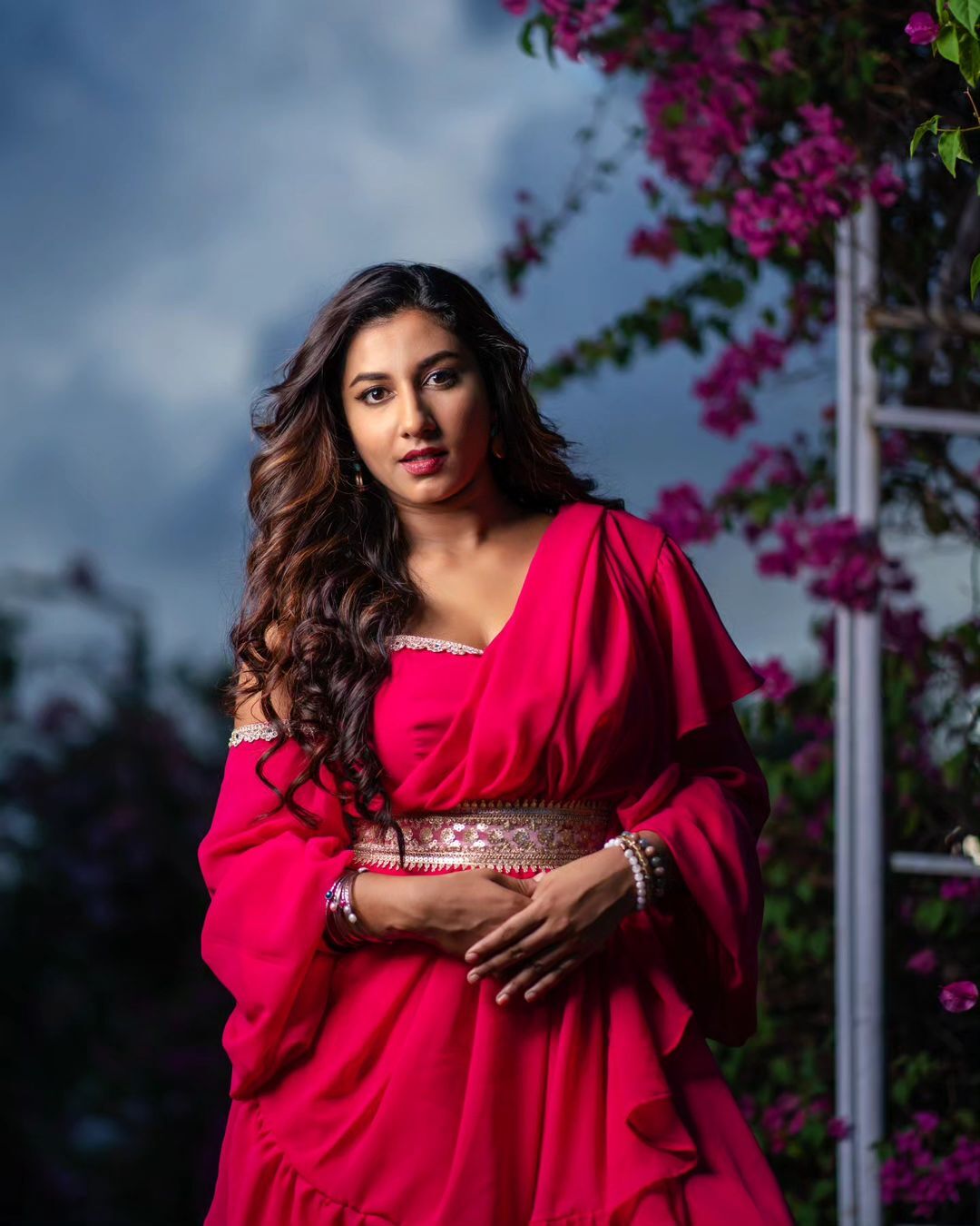 హాట్ షోలతో సెగలు పుట్టిస్తున్న విష్ణు ప్రియ.. బ్యూటీ రచ్చ మాములుగా ...