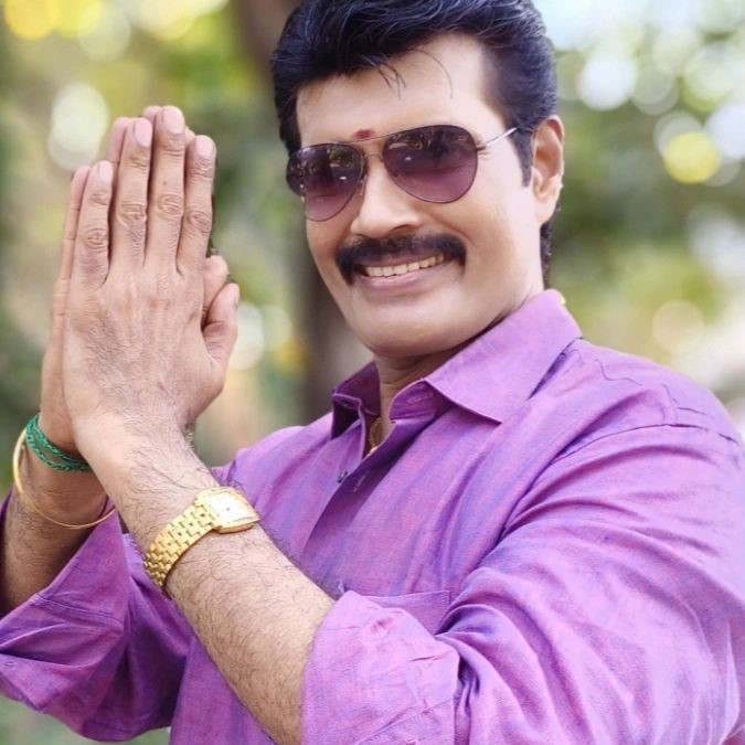 PHOTOS : மலையாள சினிமாவில் களம் இறங்கிய 'பாக்கியலட்சுமி' சீரியல் நடிகர் ...