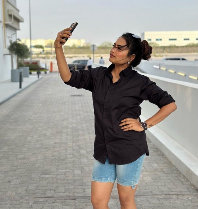PHOTOS: மலேசியன் டைரீஸ்.. சீரியல் வில்லியின் ஜாலி ட்ரிப் புகைப்படங்கள் ...