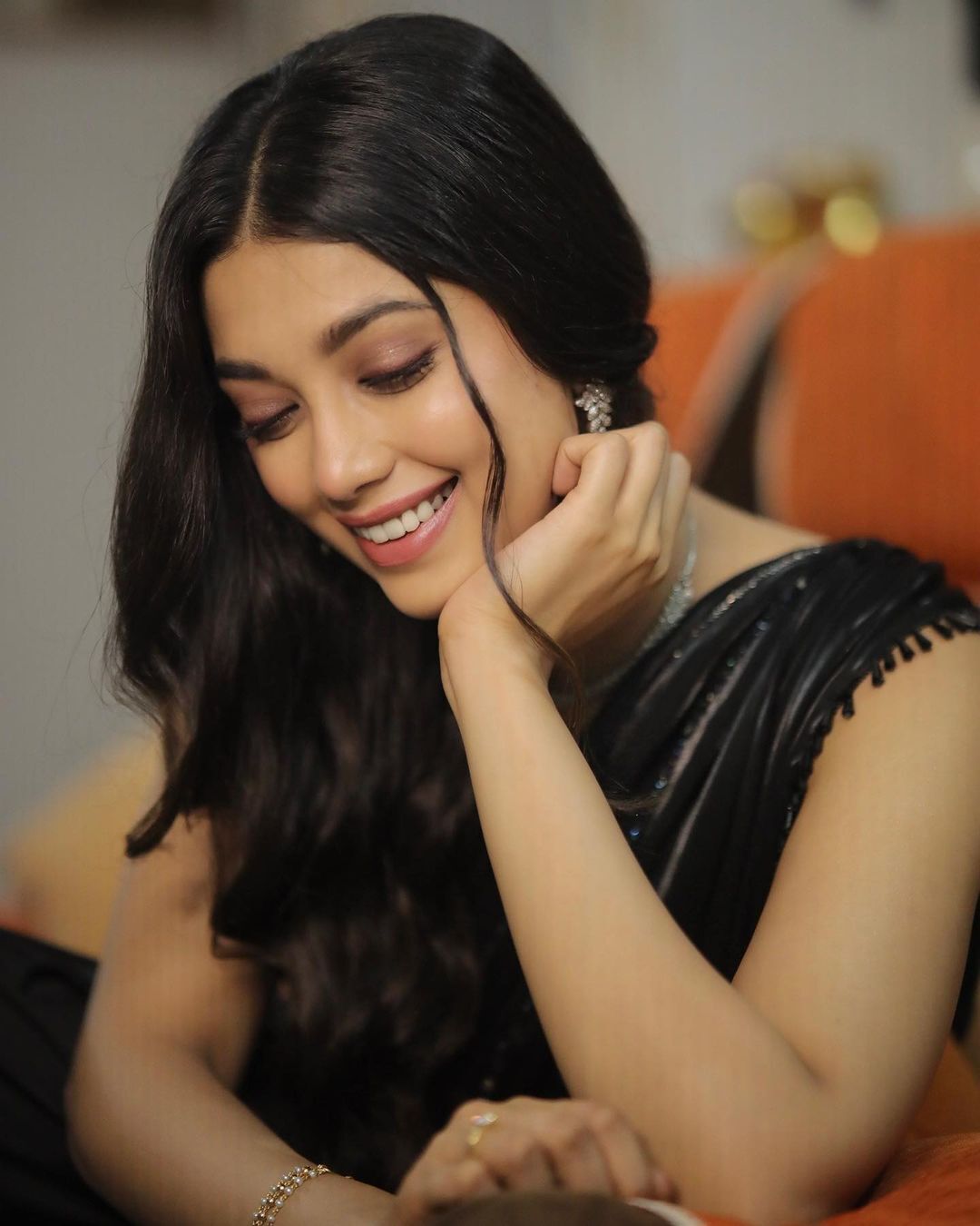 దిగంగన సూర్యవంశీ సొగసుల విందు.. భామ అందాలకు కుర్రకారు ఫిదా. | Actress ...