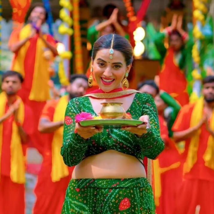 Bhojpuri Sawan Song: सावन में अभिनेत्री अक्षरा का ‘बम’ अवतार,शिव भक्तों ...