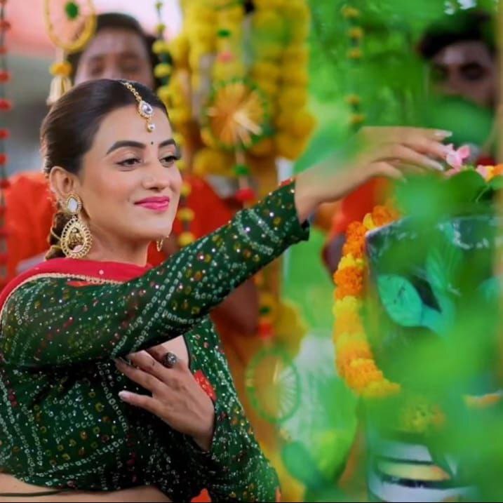 Bhojpuri Sawan Song: सावन में अभिनेत्री अक्षरा का ‘बम’ अवतार,शिव भक्तों ...