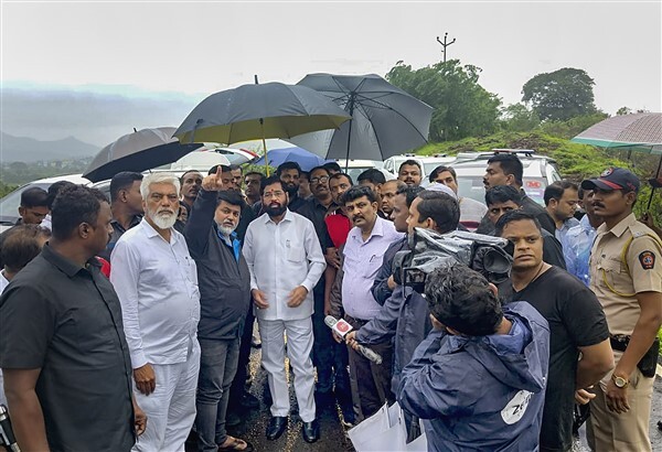 In Pics: 15 feared dead after landslide in Maharashtra’s Raigad district - Oneindia