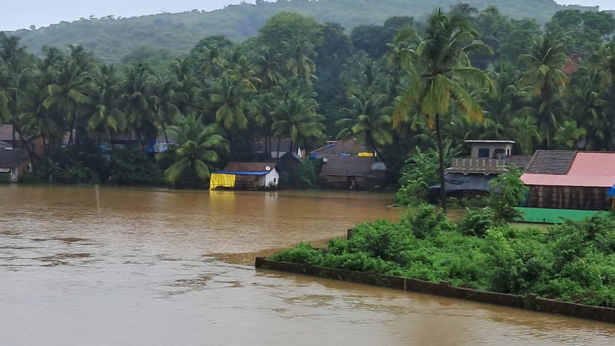 Monsoon Rain: ರಾಜ್ಯದ ಹಲವೆಡೆ ಮಳೆರಾಯ ಸೃಷ್ಟಿಸಿದ ಅವಾಂತರಗಳು | Monsoon Rain ...