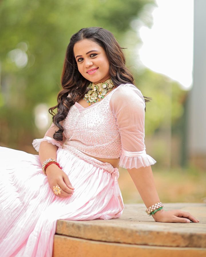 PHOTOS: அப்பவே செம்ம கியூட்டா இருந்திருக்காங்க.. குக் வித் கோமாளி ...