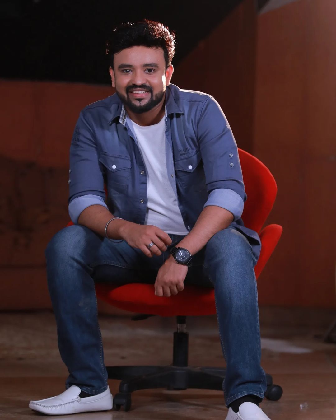 photos: அட இத கூட விட்டு வைக்கலையா!.. தோழியுடன் அட்டகாசம் பண்ணும் சன் ...