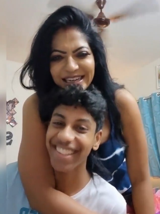 PHOTOS: பாக்கியலட்சுமி ராதிகாவின் மகனா இது? வியப்பில் ரேஷ்மாவின் ரசிகர்கள்! | Serial Actress ...