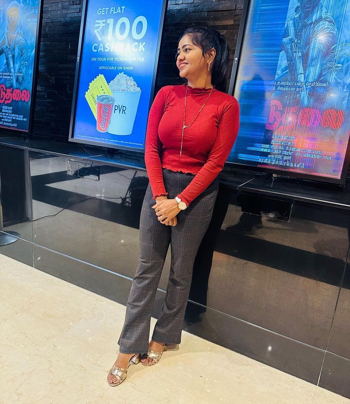 PHOTOS: ஜிம் மாஸ்டருடன் ரொமான்டிக் டான்ஸ்.. நடிகை ஷாலு ஷம்முவின் ...