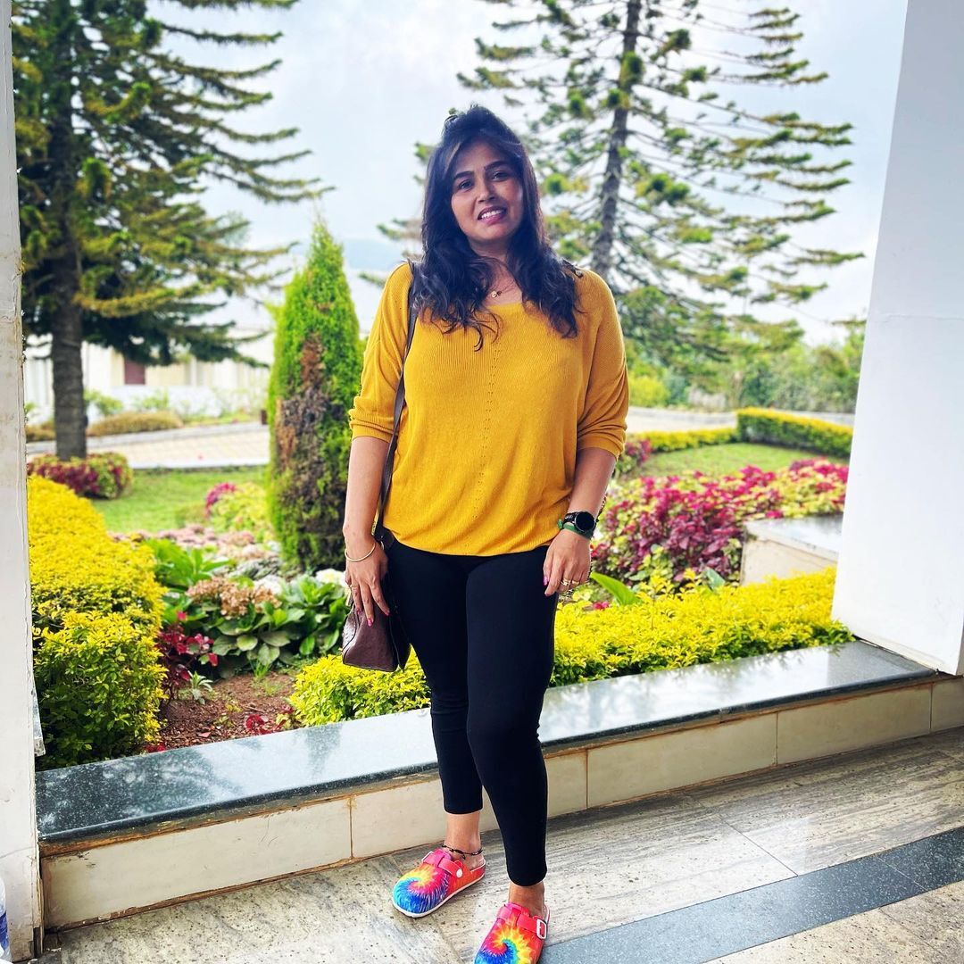 PHOTOS: வேலைக்காரன் சீரியல் வில்லி புவனாவா இது.. இத்தனை படங்கள் ...