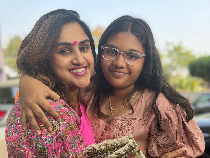 PHOTOS: வனிதாவின் இரண்டாவது மகளா இது? அடுத்த ஹீரோயின் ரெடி போல ...