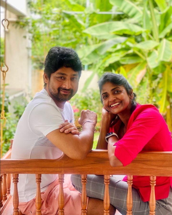 PHOTOS: சகோதரிகளுடன் கோவாவில் ஜாலி பண்ணும் காரக் குழம்பு கனி.. வெளியான ...