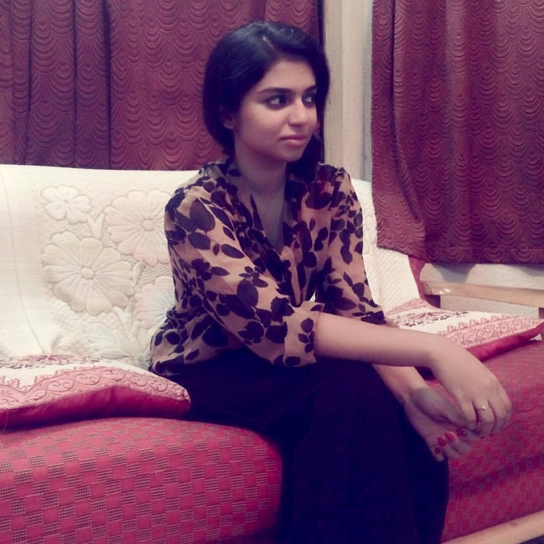 PHOTOS: 'மாமன்னன்' ரத்னவேல் மனைவியா இது?.. டீன் ஏஜில் எப்படி ...