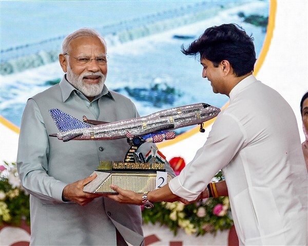 Prime Minister Narendra Modi Addresses A Public Meeting During The ...