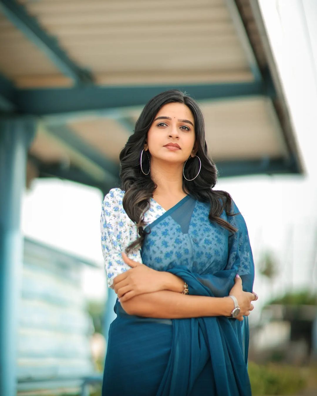 దివ్య గణేశన్ వయ్యారాల విందు.. క్యూట్ అందాలతో అట్రాక్ట్ చేస్తున్న భామ..! | Actress Divya Ganesan ...