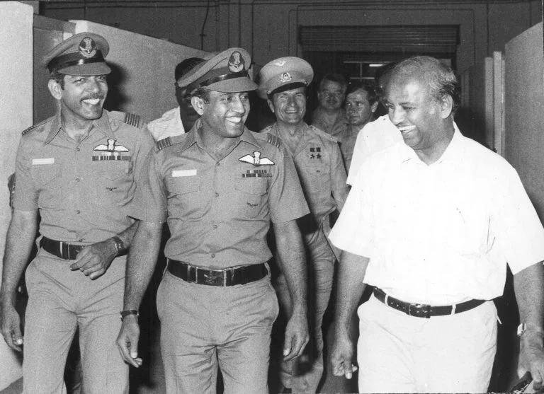 From Launch Pad to Mangalyaan: 10 Historic Photos of ISRO's Space ...