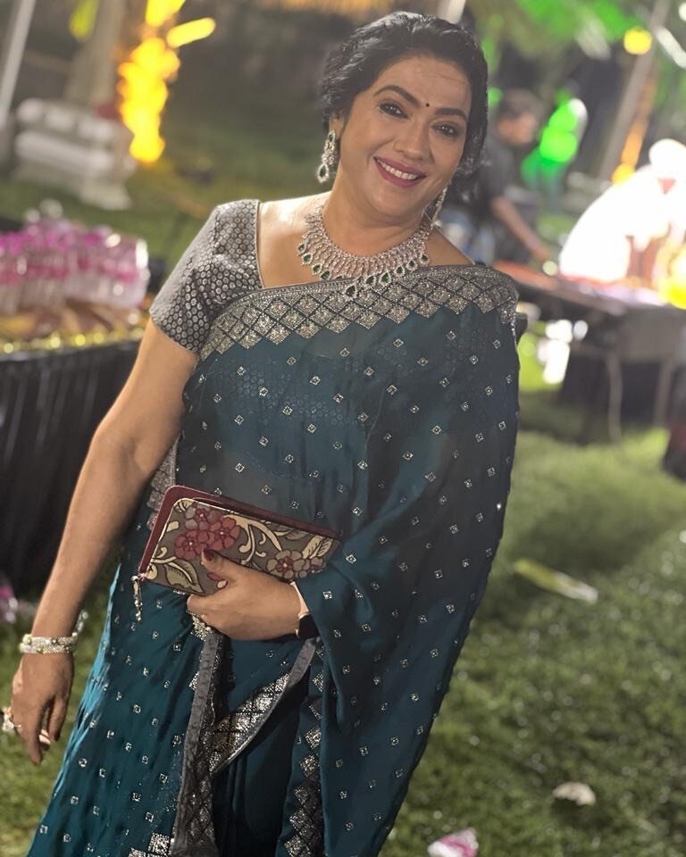 PHOTOS: 'கடலோர கவிதைகள்' ரேகாவின் மகளை பாத்துருக்கீங்களா? இணையத்தை ...