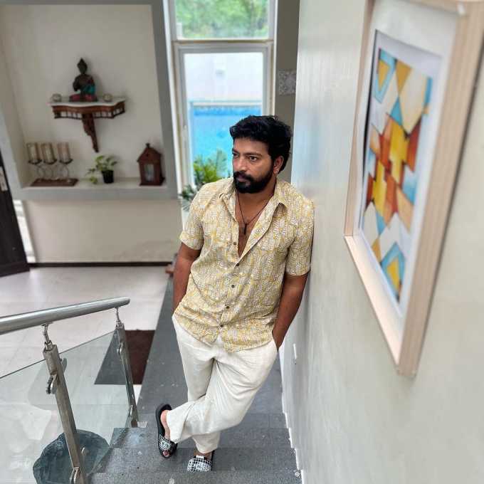 PHOTOS: 'மெட்ராஸ்' படத்தில் அன்புவாக நடிச்சவருக்கு இத்தனை குழந்தைகளா ...