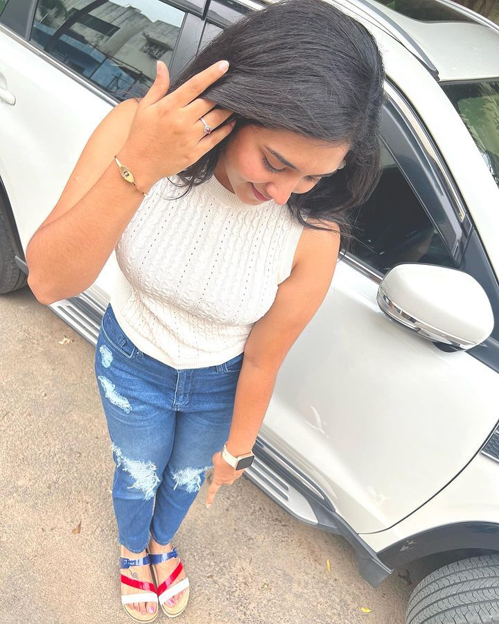 PHOTOS: 'செந்தூரப்பூவே' சீரியல் நாயகியை நியாபகம் இருக்கா ...