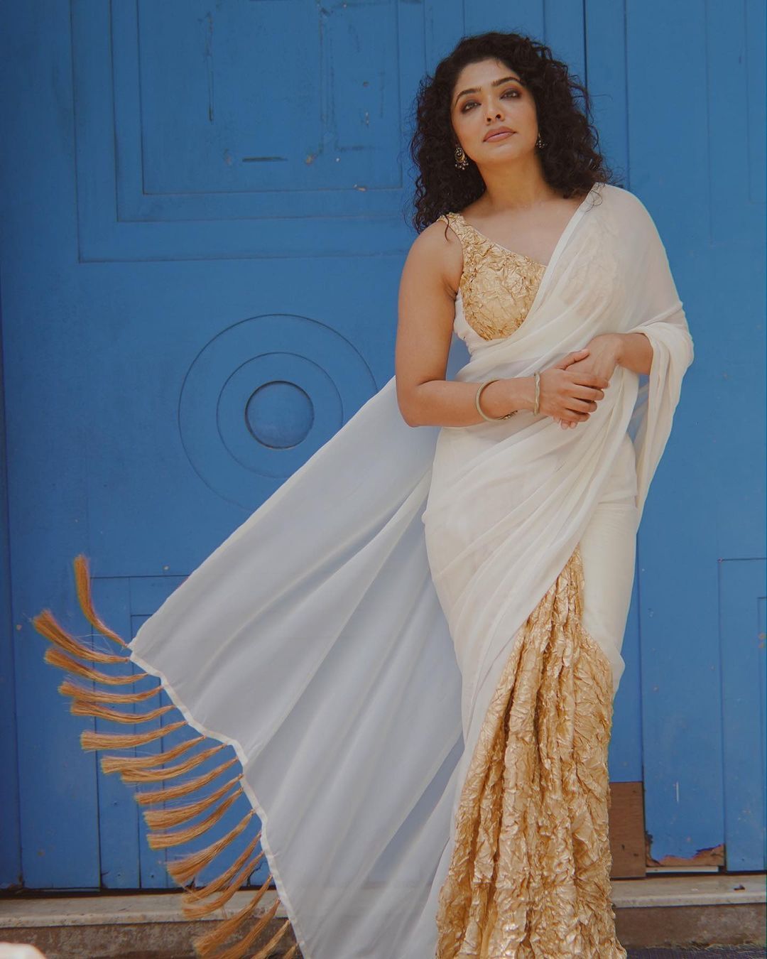 Rima Kallingal: സാരിയല്‍ പുത്തന്‍ ലുക്ക് പരീക്ഷിച്ച് റിമ കല്ലിങ്കല് ...