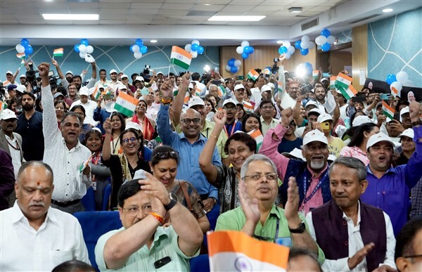 Students Celebrate The Successful Soft Landing Of ISRO's Chandrayaan-3 On The Surface Of The ...