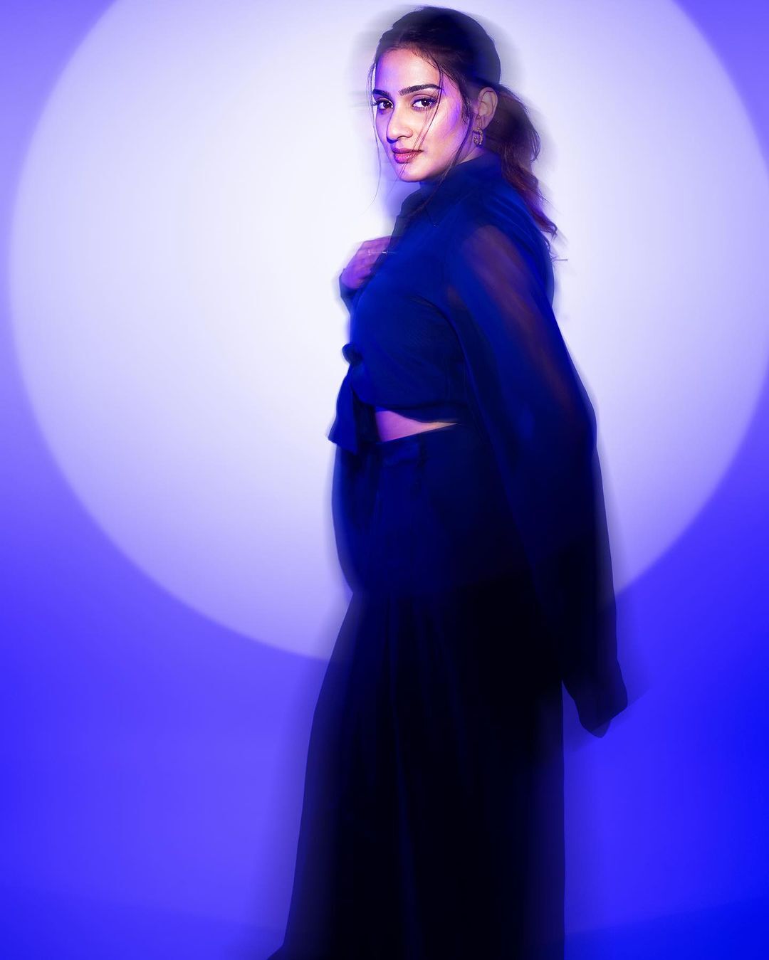 Aditi Ravi: 'മി, മൈ സെല്‍ഫ് ആന്റ് ഐ'.. സെല്‍ഫ് ലൗ ചിത്രങ്ങളുമായി അതിഥി ...