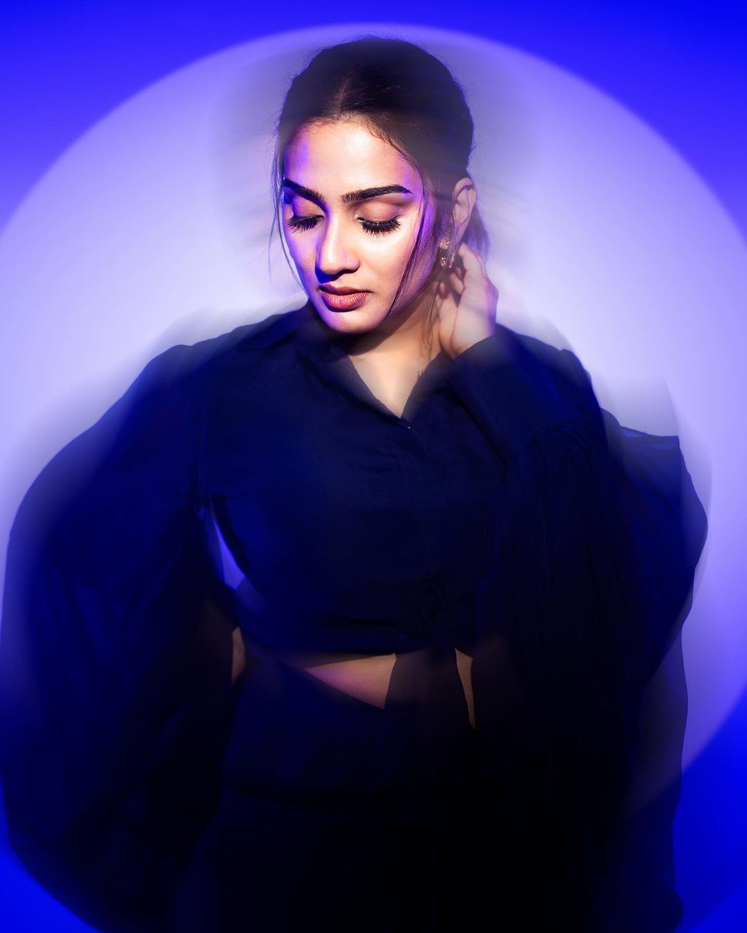 Aditi Ravi: 'മി, മൈ സെല്‍ഫ് ആന്റ് ഐ'.. സെല്‍ഫ് ലൗ ചിത്രങ്ങളുമായി അതിഥി ...