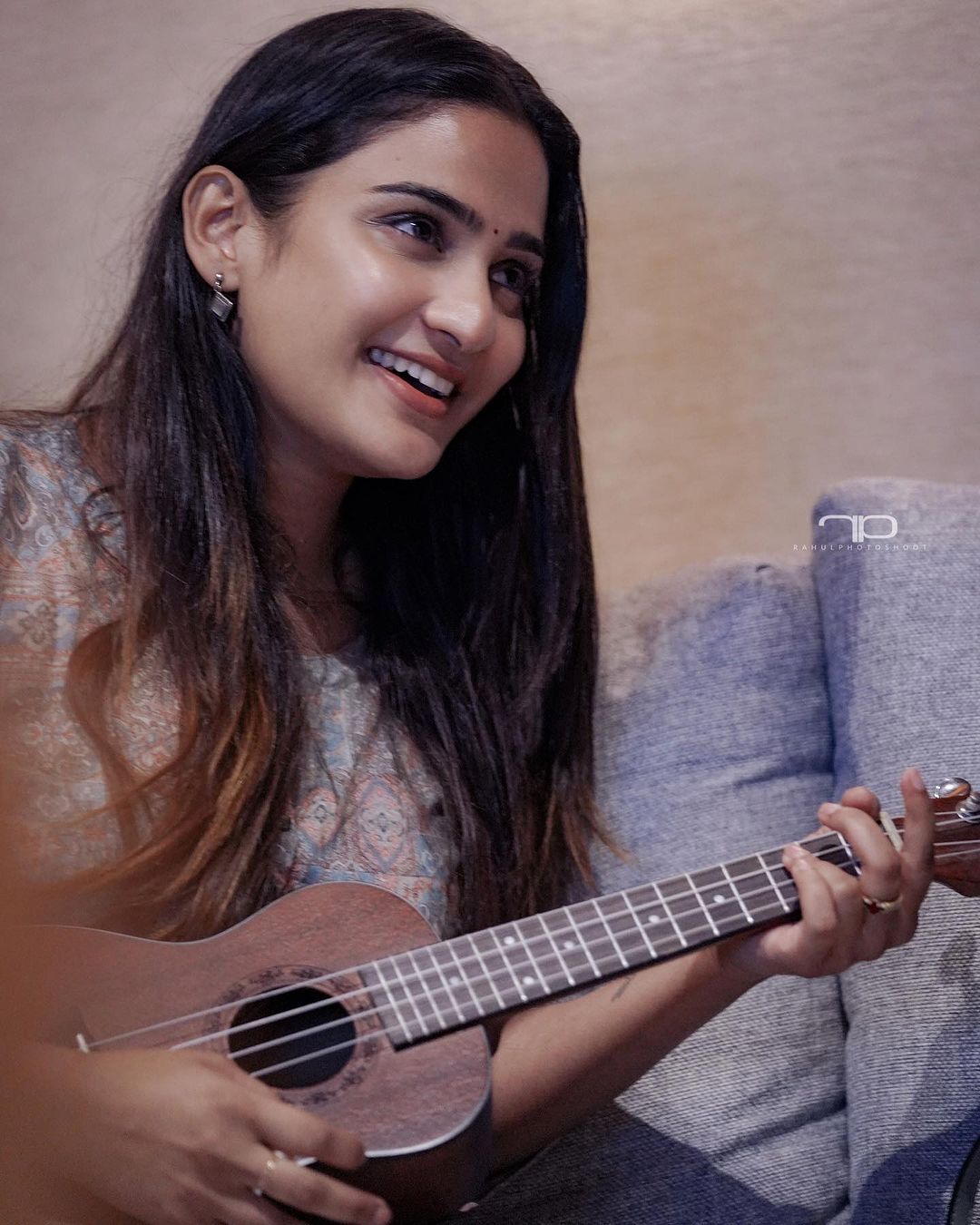 Aditi Ravi: 'മി, മൈ സെല്‍ഫ് ആന്റ് ഐ'.. സെല്‍ഫ് ലൗ ചിത്രങ്ങളുമായി അതിഥി ...