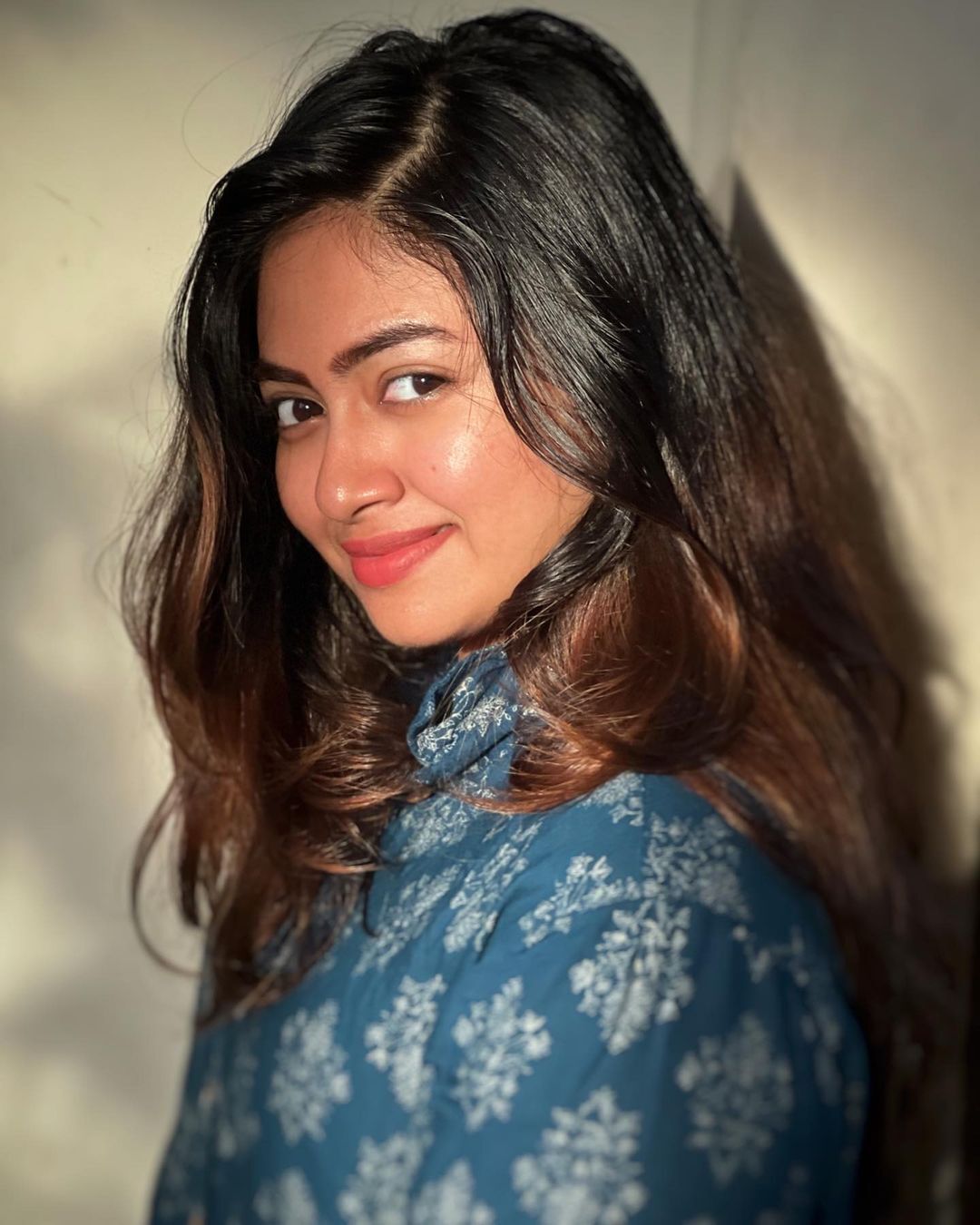 Shaalin Zoya: ഇങ്ങനെ കല്ല്യാണം കൂടി നടന്നാൽ മതിയോ? സാരിയി ...