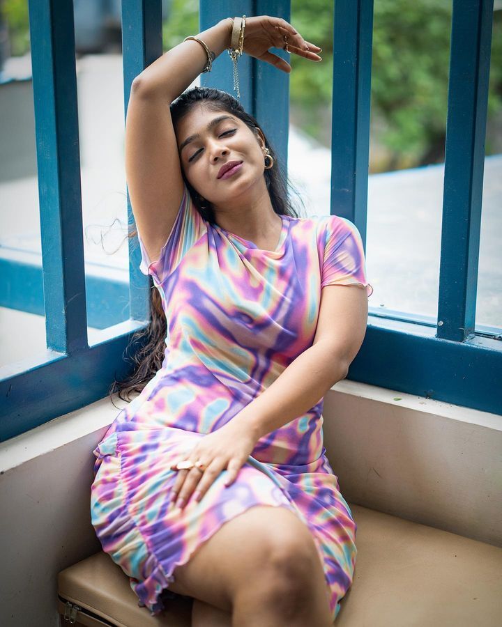 PHOTOS: விஜே பார்வதியா இது? ஹீரோயினாகவே நடிக்கலாமே.. மாடர்ன் ட்ரெஸ்ஸில் ...