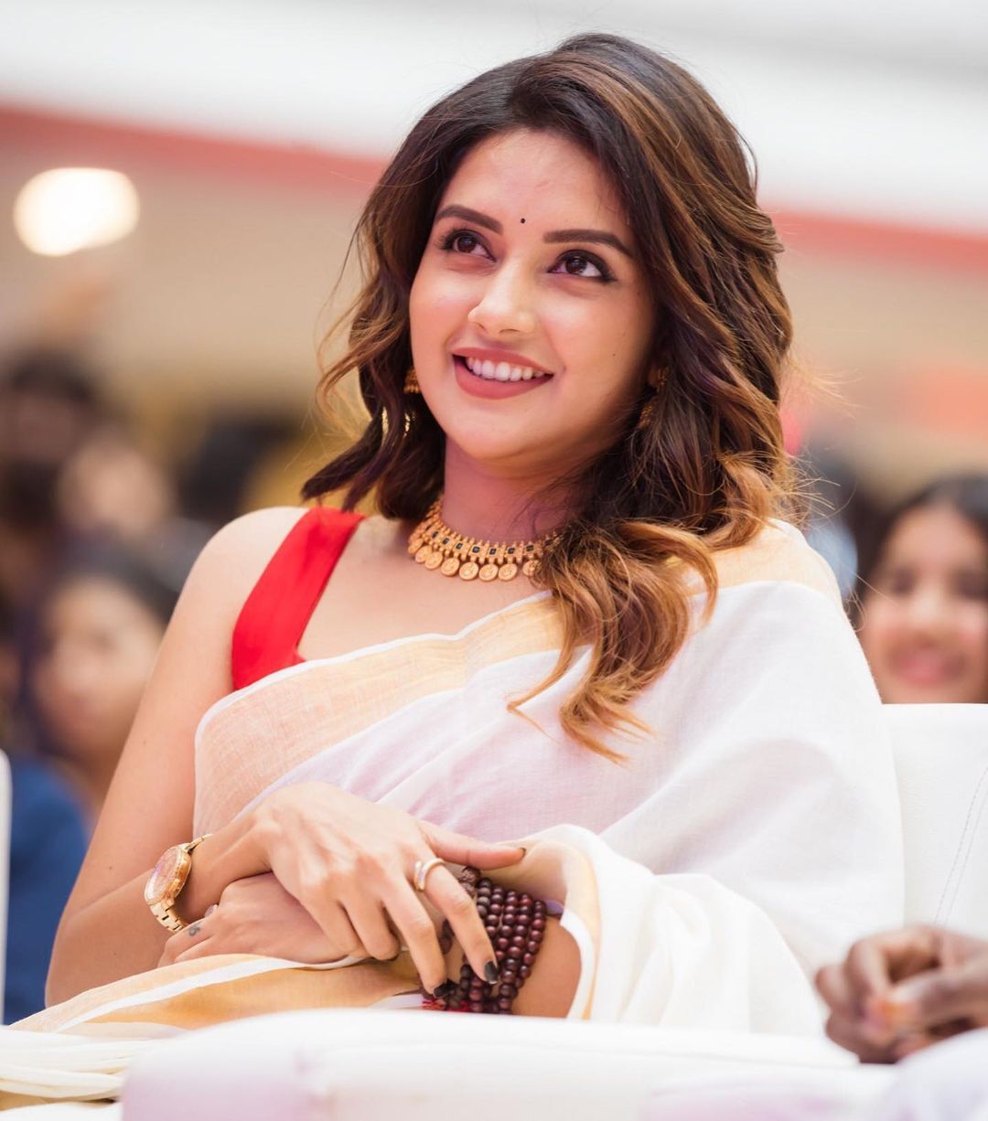 Mahima Nambiar: മഞ്ഞയിൽ തിളങ്ങി മഹിമ നമ്പ്യാർ... ചന്ദ്രമുഖി 2 പ്രമോഷണ ...