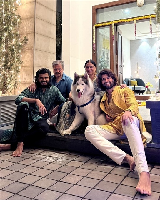 ರಾಕಿಭಾಯ್ ಯಶ್, ಅಲ್ಲು ಅರ್ಜುನ್, ಪ್ರಭಾಸ್ ಮನೆಗಳು ಹೇಗಿವೆ ಗೊತ್ತಾ? | Rocking ...