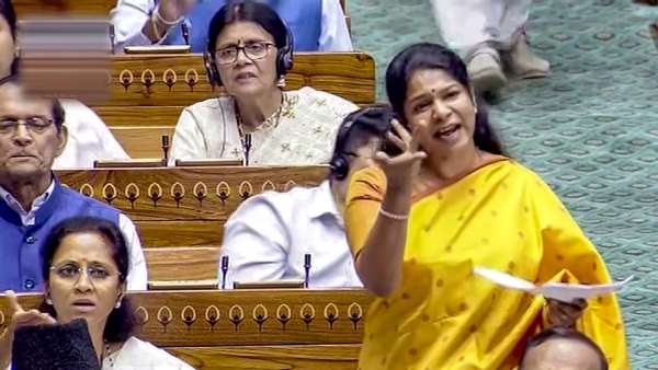 ನೂತನ ಸಂಸತ್‌ ಭವನದಲ್ಲಿ ಸೋನಿಯಾ ಗಾಂಧಿ ಖದರ್ ನೋಡಿ | See Sonia Gandhi Khadar ...