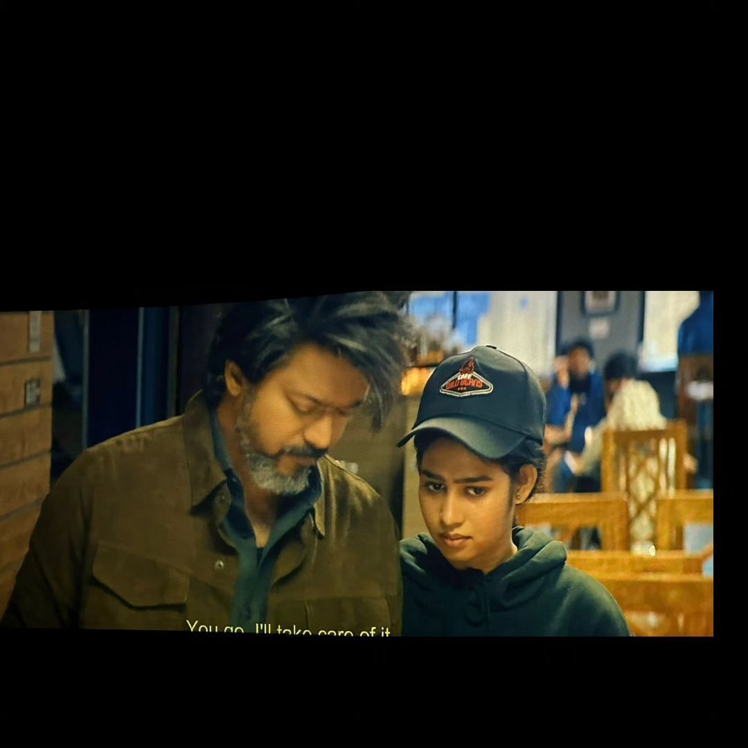 PHOTOS: விஜய்யுடன் நான்.. லியோ ஷூட்டிங் ஸ்பாட் புகைப்படத்தை பகிர்ந்த ...